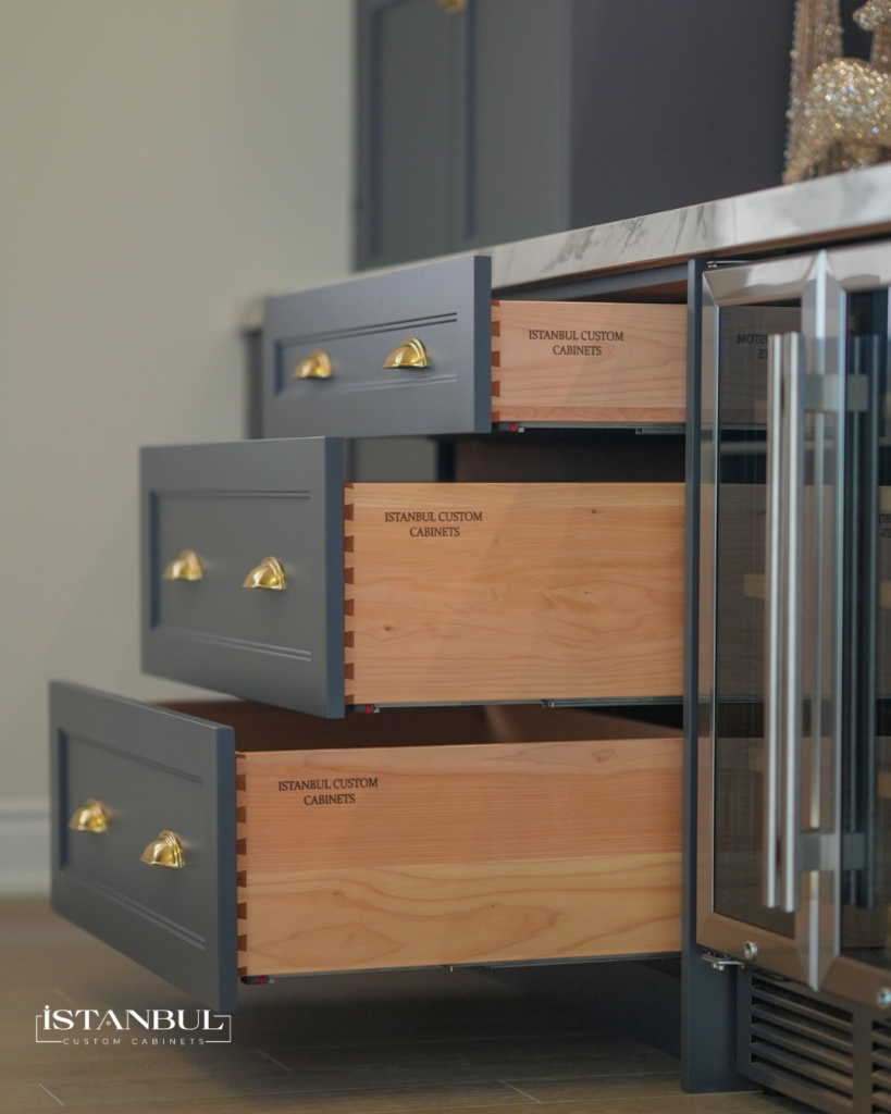 Frank’s Home – Istanbul Customs