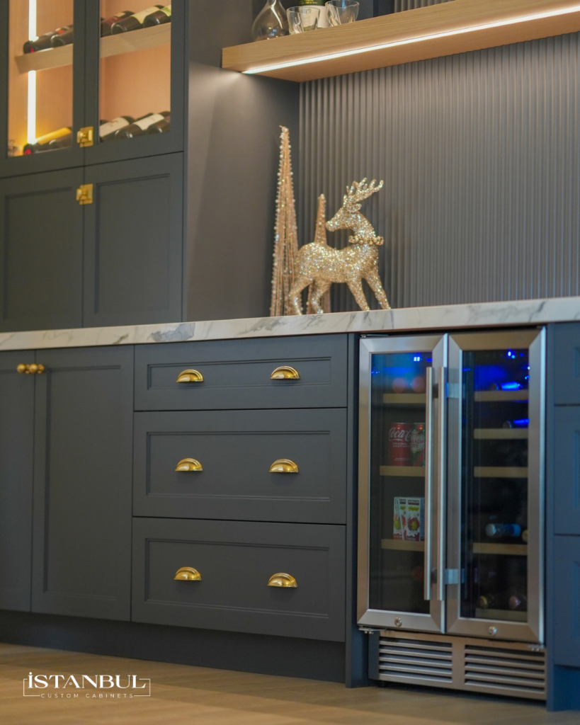 Frank’s Home – Istanbul Customs