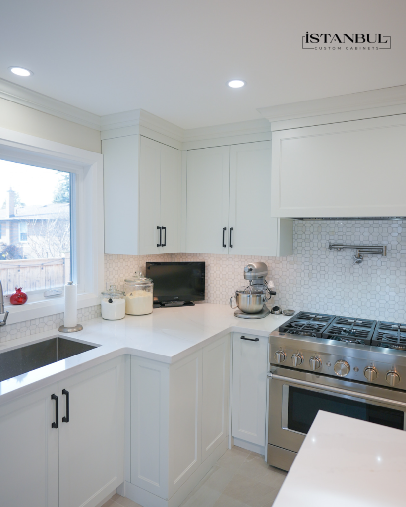 Barbara’s Home – Istanbul Customs