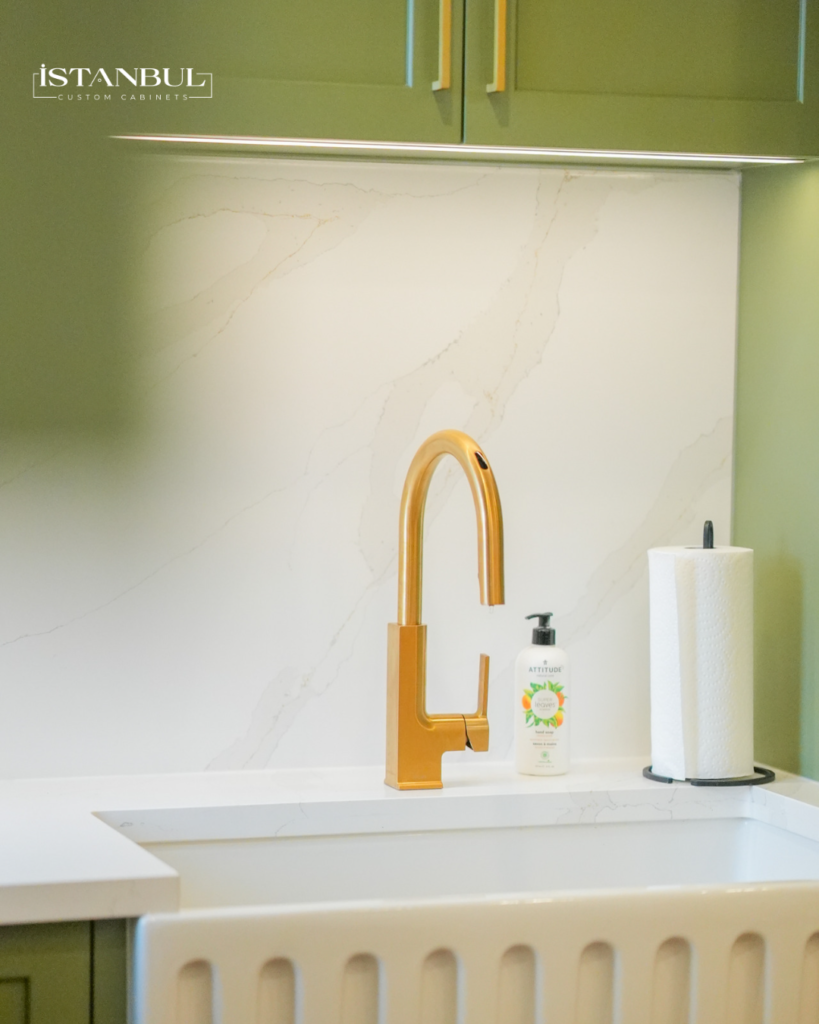 Angela’s Home – Istanbul Customs